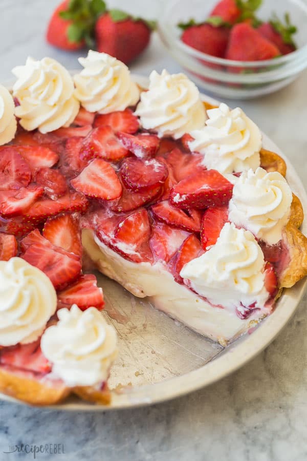 Strawberry Cream Cheese Pie recipe {VIDEO} - The Recipe Rebel Strawberry Cream Cheese Pie recipe {VIDEO} - The Recipe Rebel