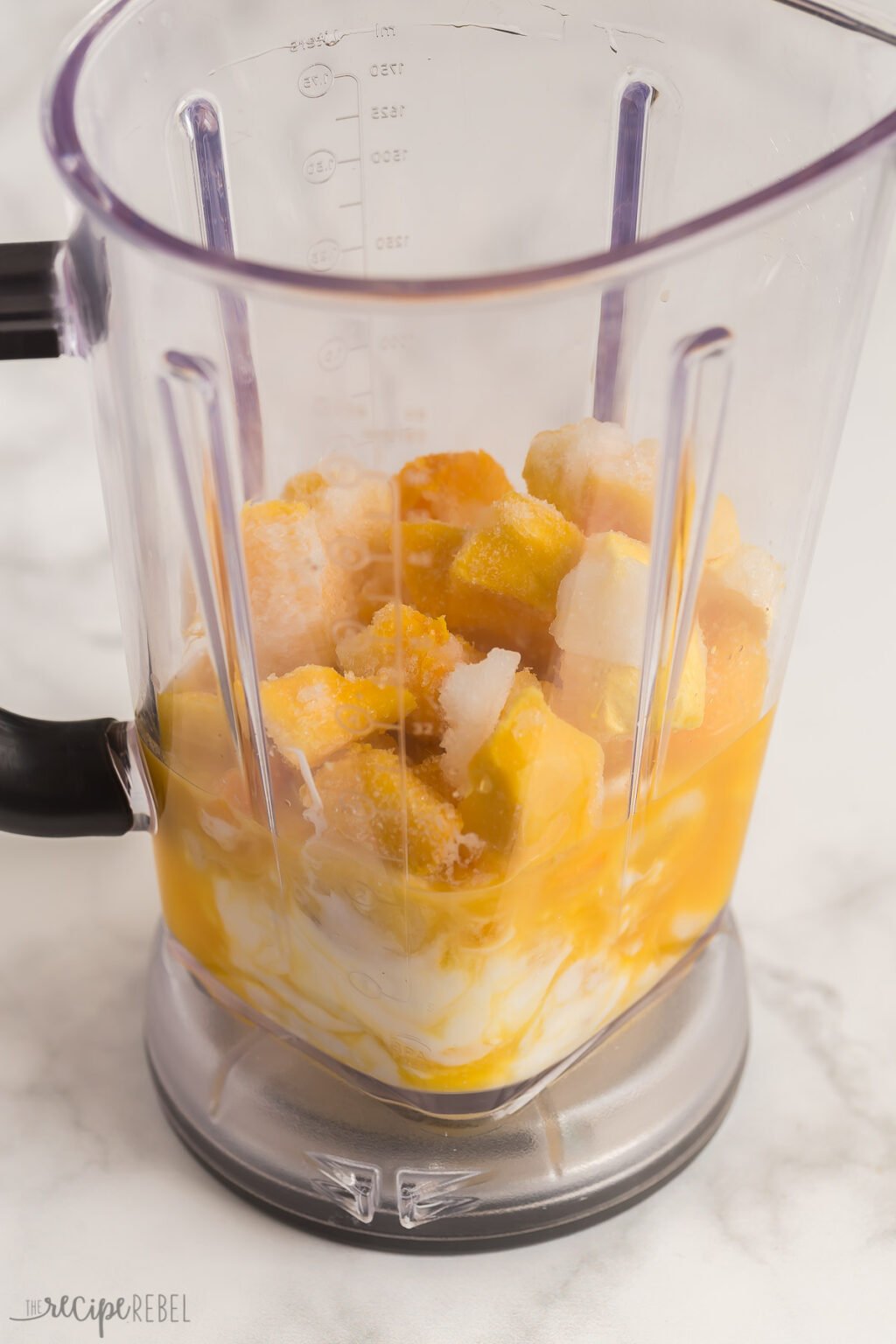 Mango Smoothie - easy and healthy! [VIDEO] - The Recipe Rebel