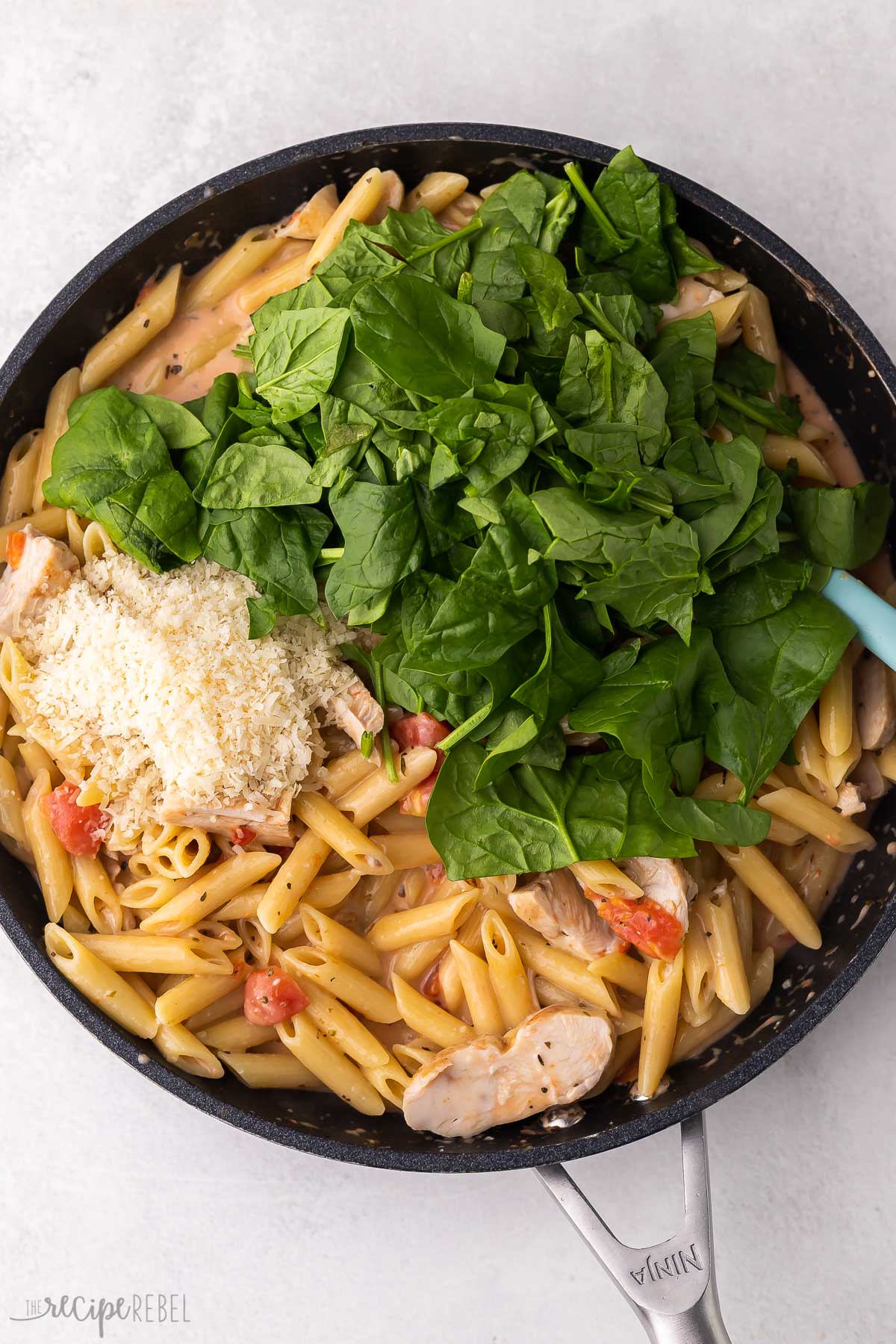 Creamy Chicken Penne Pasta [VIDEO] - The Recipe Rebel