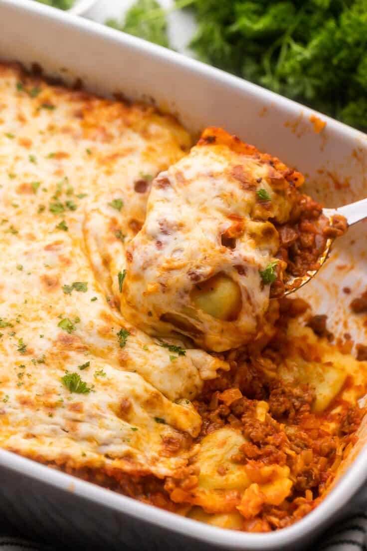 Super Easy Ravioli Lasagna [VIDEO] - The Recipe Rebel