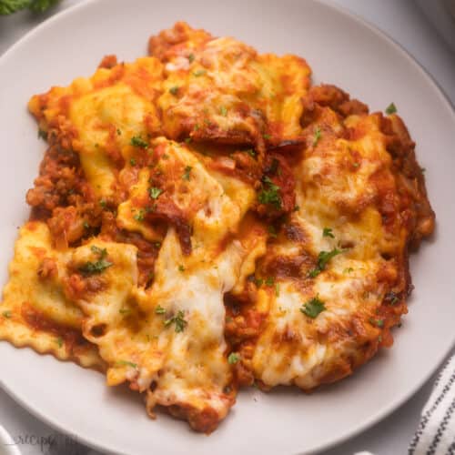 Super Easy Ravioli Lasagna [VIDEO] - The Recipe Rebel