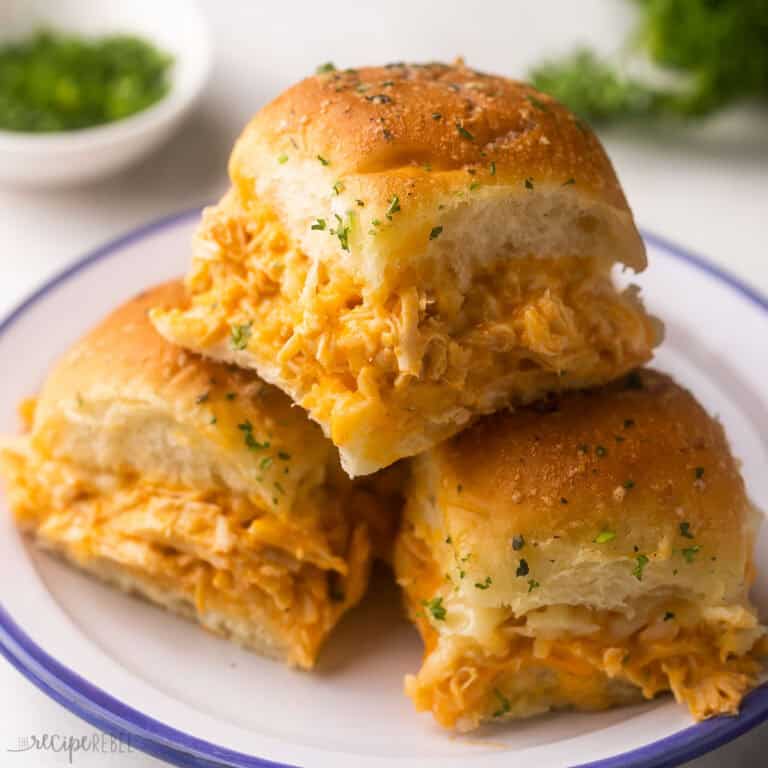Buffalo Chicken Sliders - The Recipe Rebel [VIDEO]