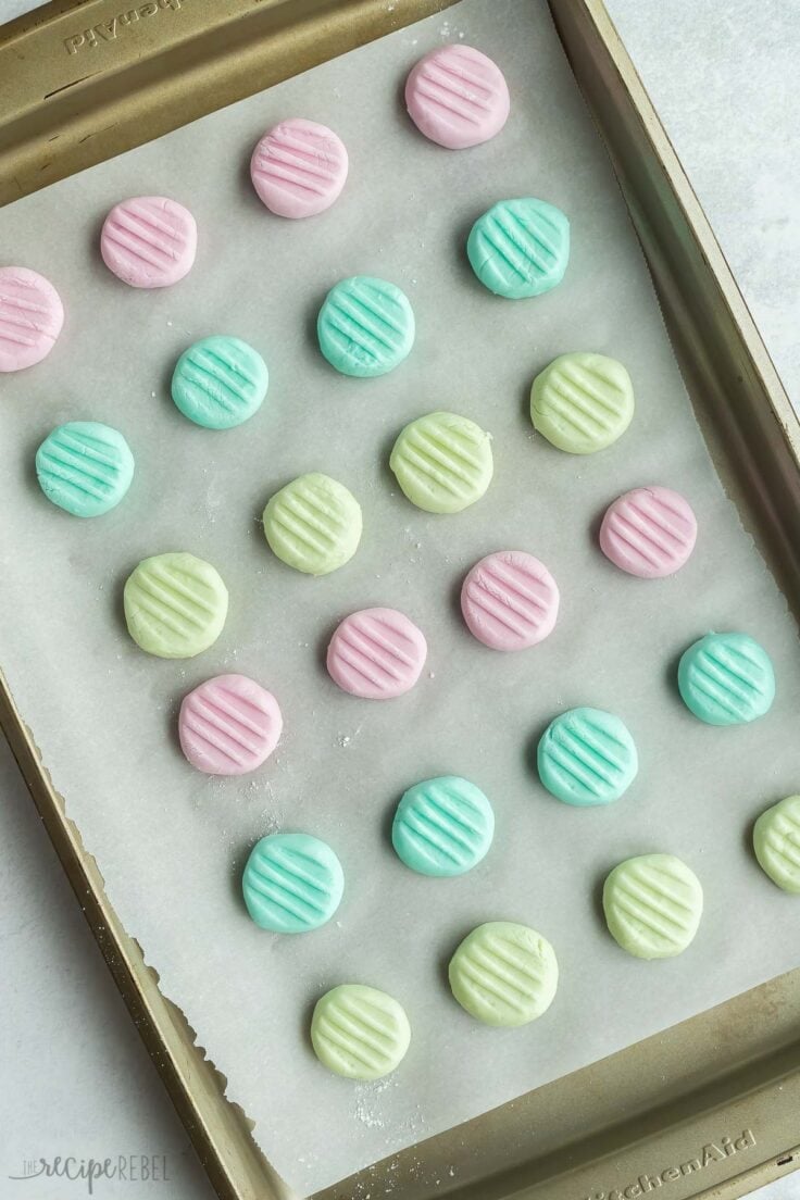 Simple Cream Cheese Mints - The Recipe Rebel