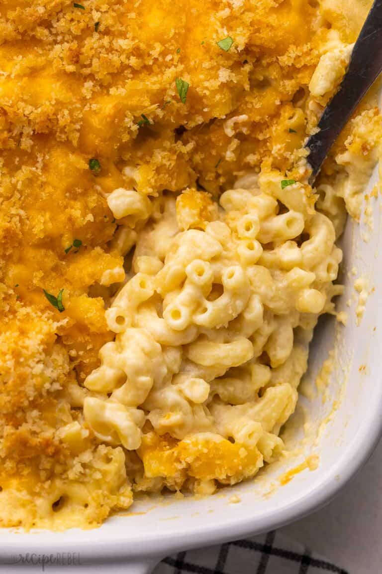 Baked Mac and Cheese - The Recipe Rebel [VIDEO]