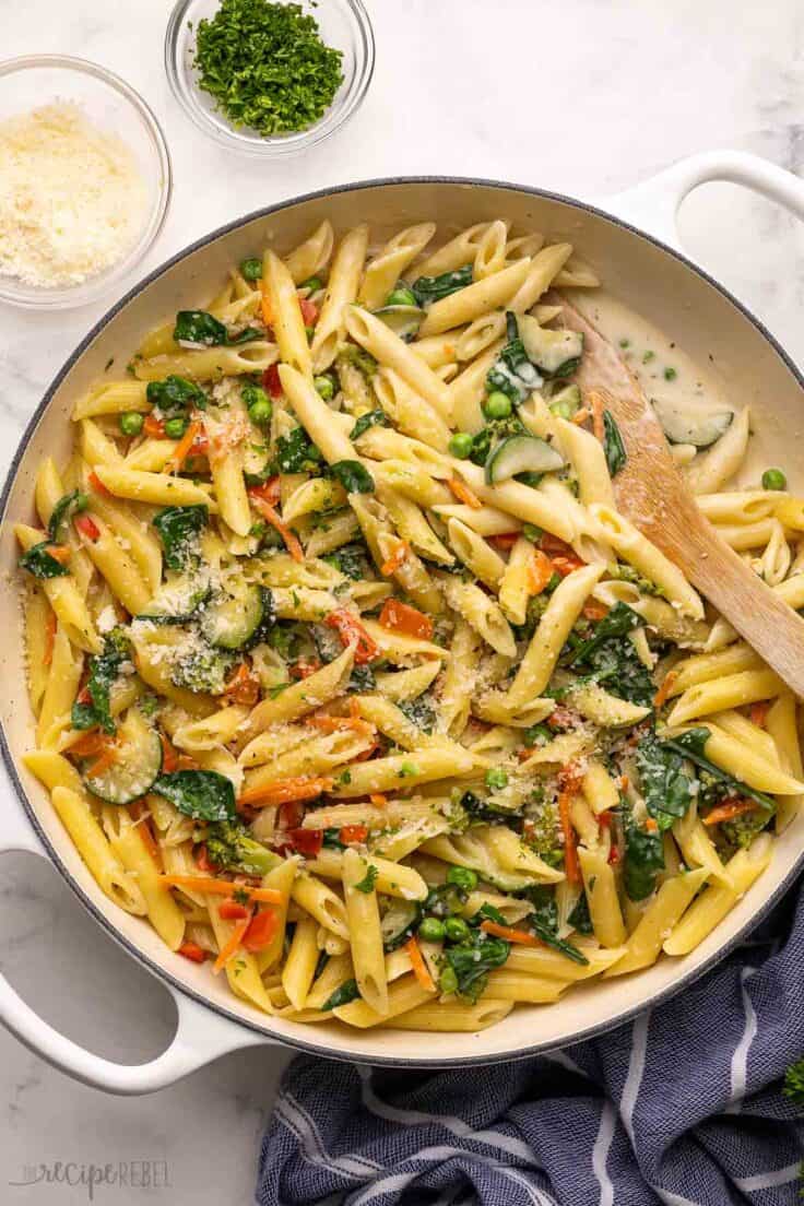 One Pot Pasta Primavera Recipe - The Recipe Rebel [VIDEO]