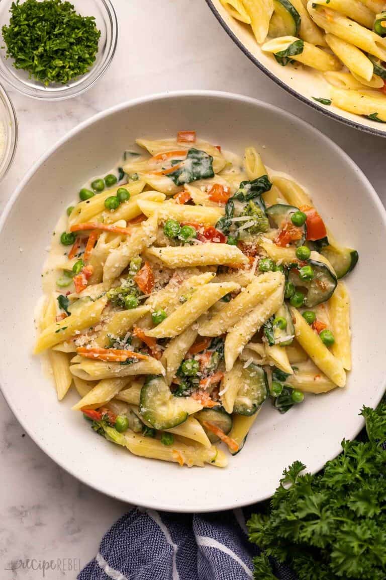 One Pot Pasta Primavera Recipe - The Recipe Rebel [VIDEO]