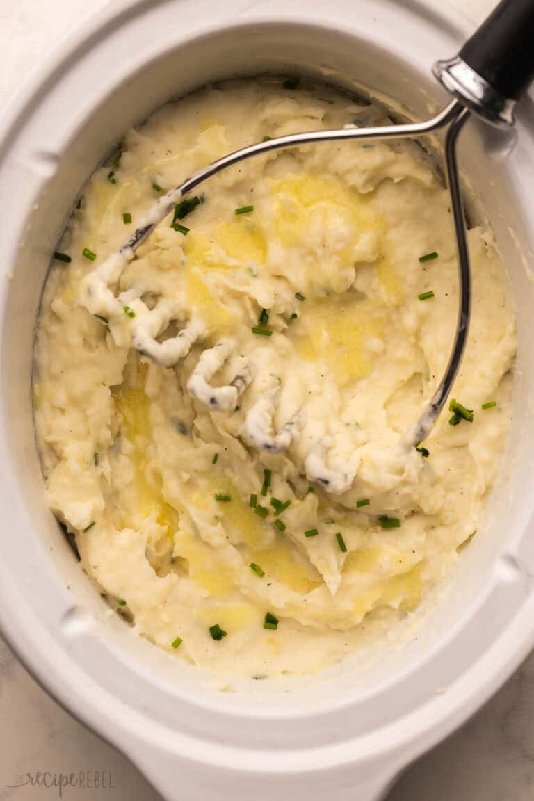 Slow Cooker Mashed Potatoes [VIDEO] - The Recipe Rebel