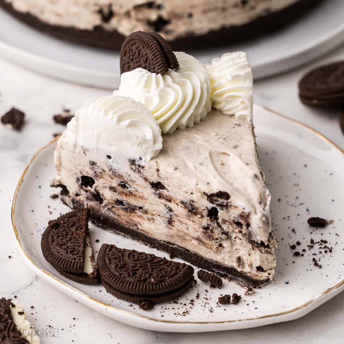 No Bake Oreo Cheesecake - 6 ingredients! [VIDEO] - The Recipe Rebel